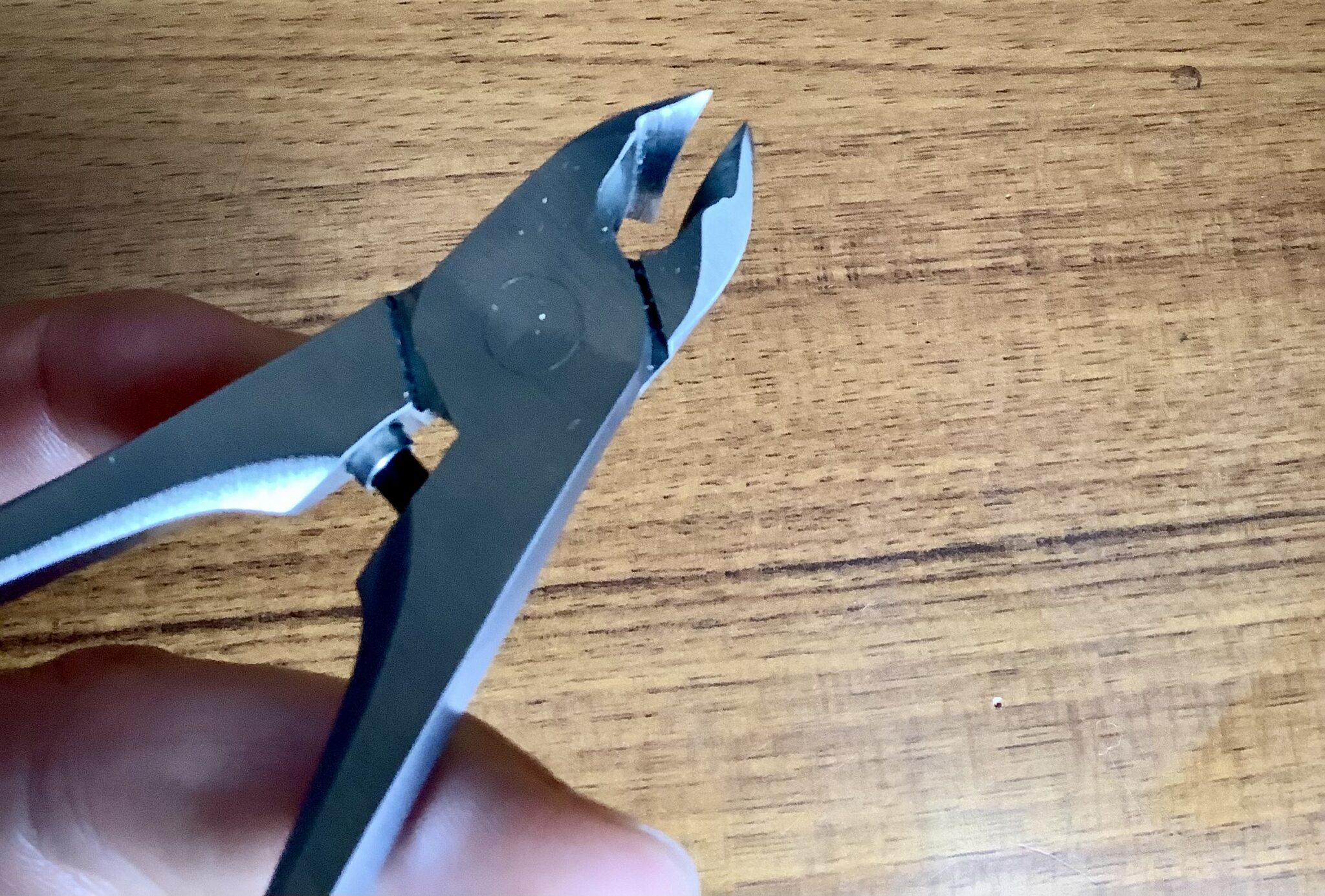 もう戻れない・・・SUWADAの爪切りがすごすぎた｜高級ニッパー型の実力とは？